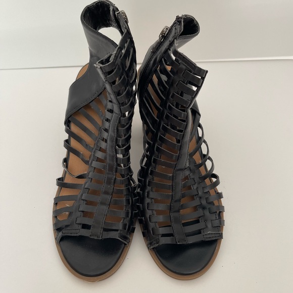 Mossimo Supply Co. | Shoes | Mossimo Black Ankle Sandals | Poshmark